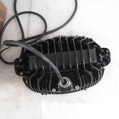 Cooper Eaton Lumadapt 8 Ephesus Integrated RGBA LED Sports Luminaire ...