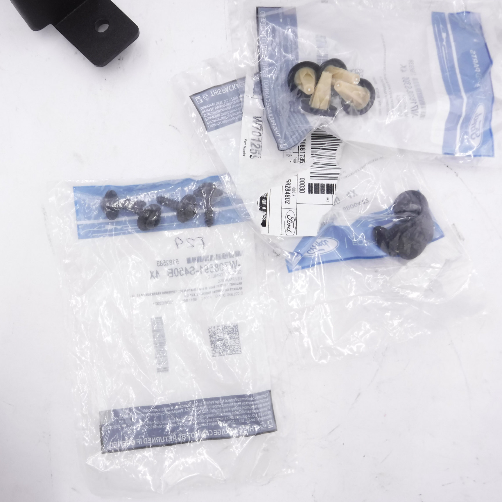 Genuine Ford Right Rear Bumper End Cap PLK4Z-17F774-GC for 2015-2019 ...