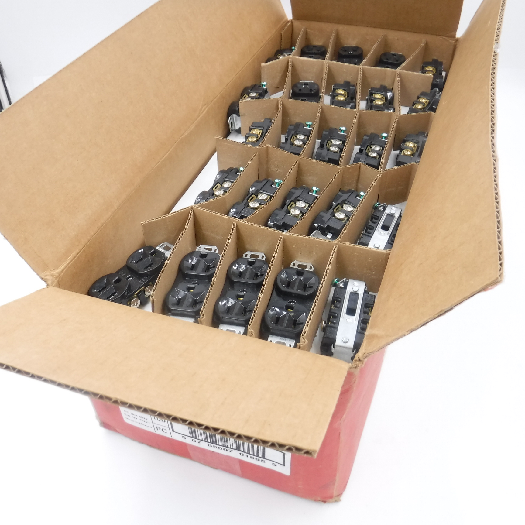 100 Pack Legrand Duplex Receptacles 20A 125V Construction Grade ...