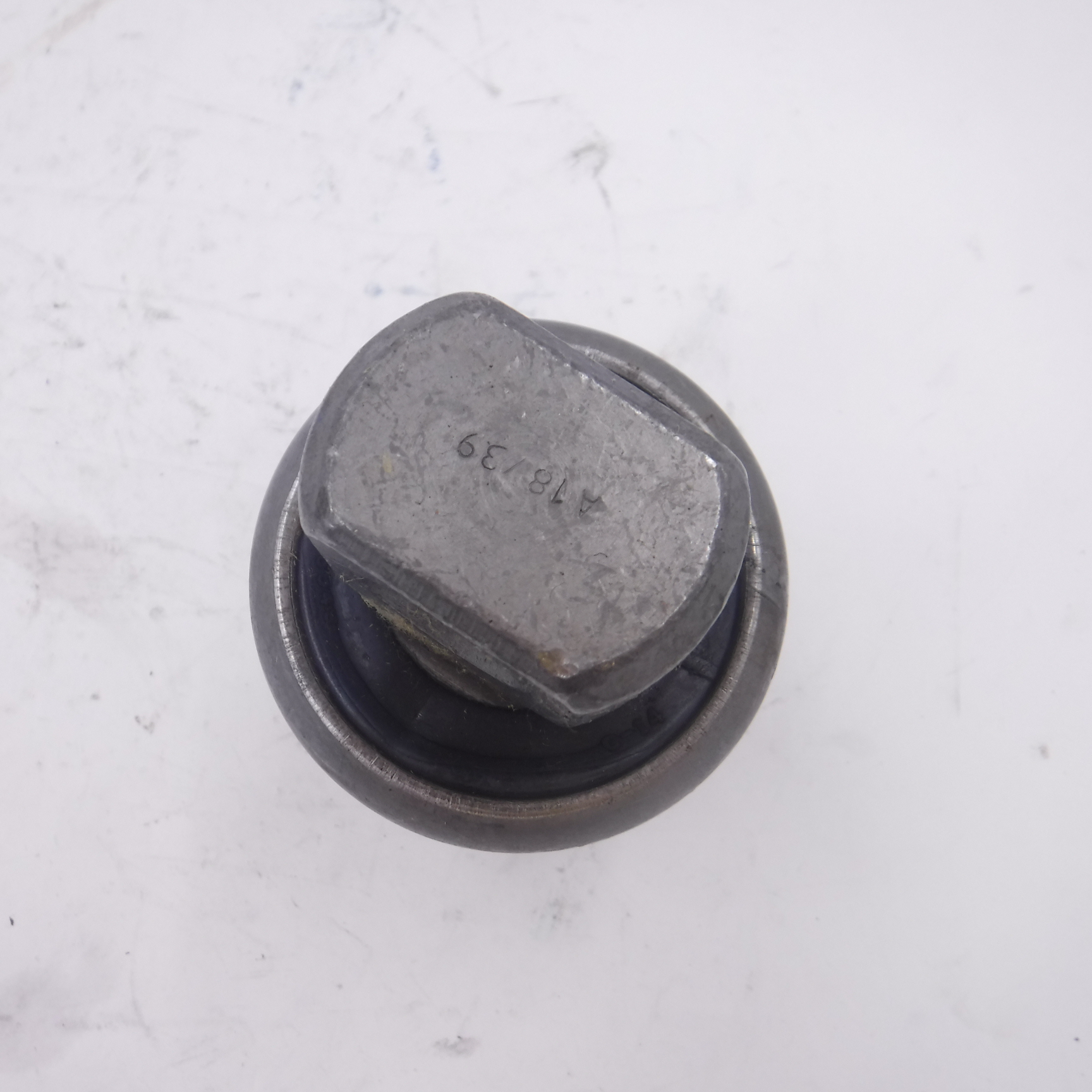 Genuine OEM PACCAR Torque Rod Bushing 839310 - OneClick Warehouse