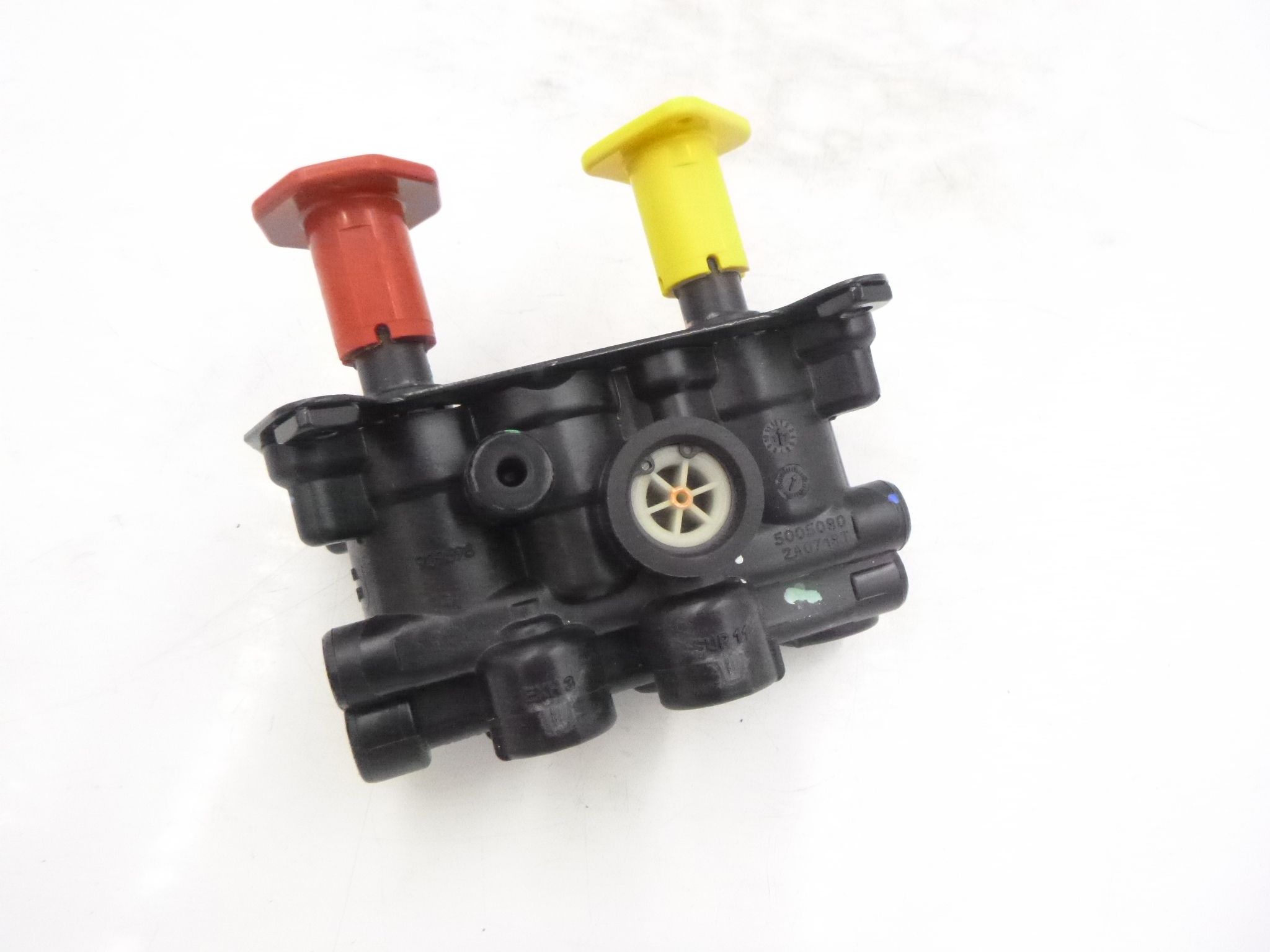 Bendix 800530 MV-3 Air Brake Manifold Control Dash Valve 1/4"-20 ...