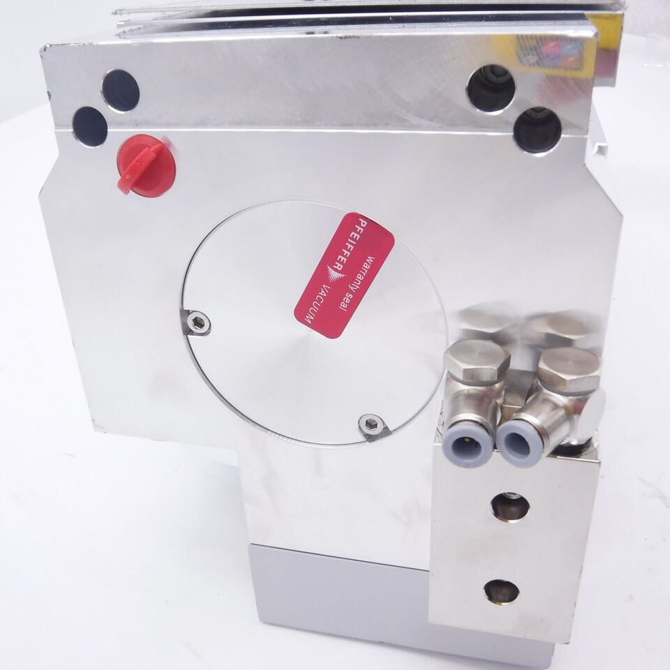 Pfeiffer SplitFlow Vacuum 310 Split Flow Turbo Pump PM P05 570 - OneClick Warehouse