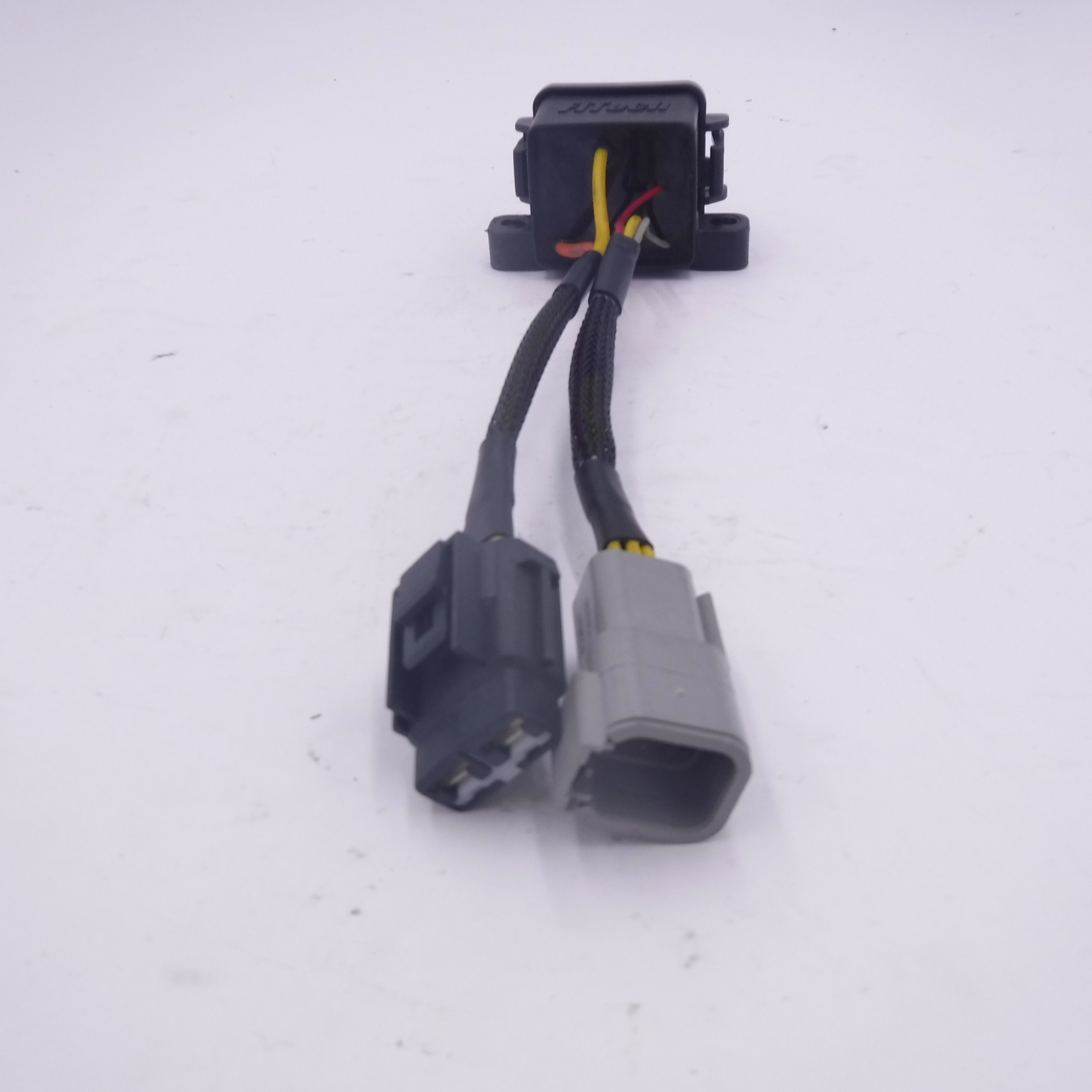 FiTech Throttle Body Fuse Boxes 60035 For On Board ECU Throttle Body ...