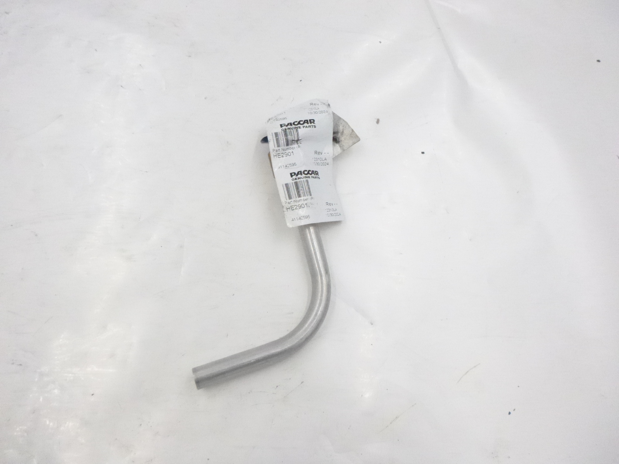 OEM Paccar Kenworth Fuel Return Tube HE2901 - OneClick Warehouse