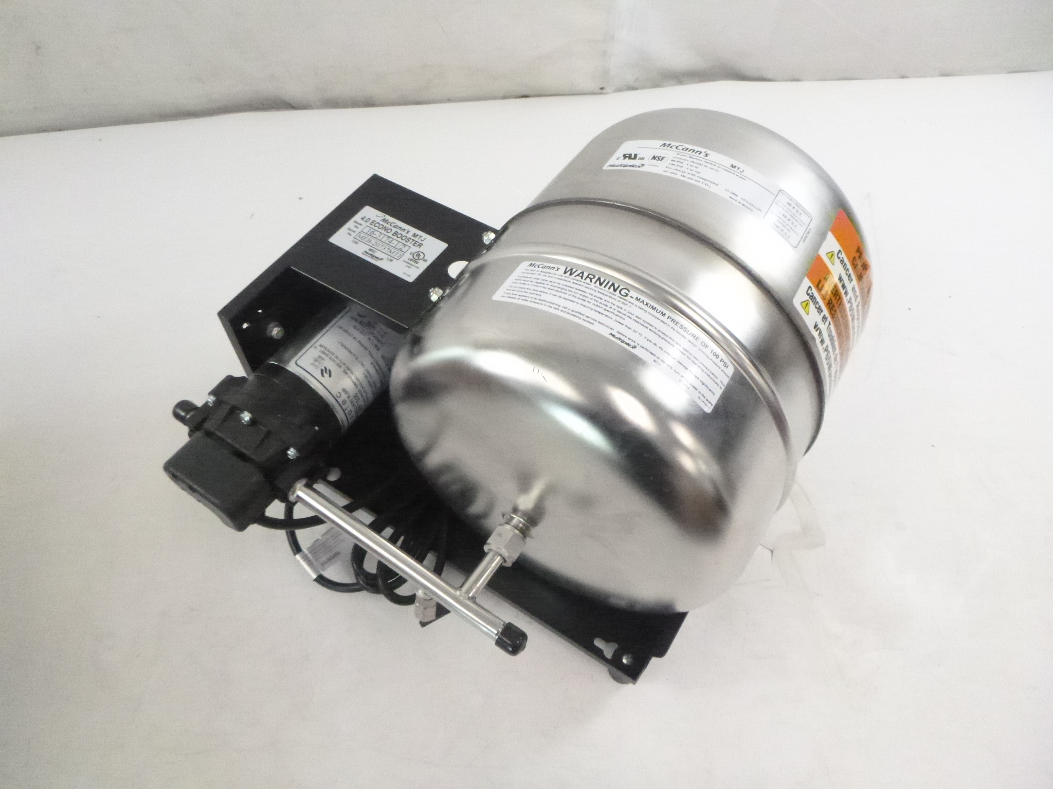 McCann 16-3174-1/2 MTJ Multiplex 4.0 GAL Economy Water Booster Pump ...