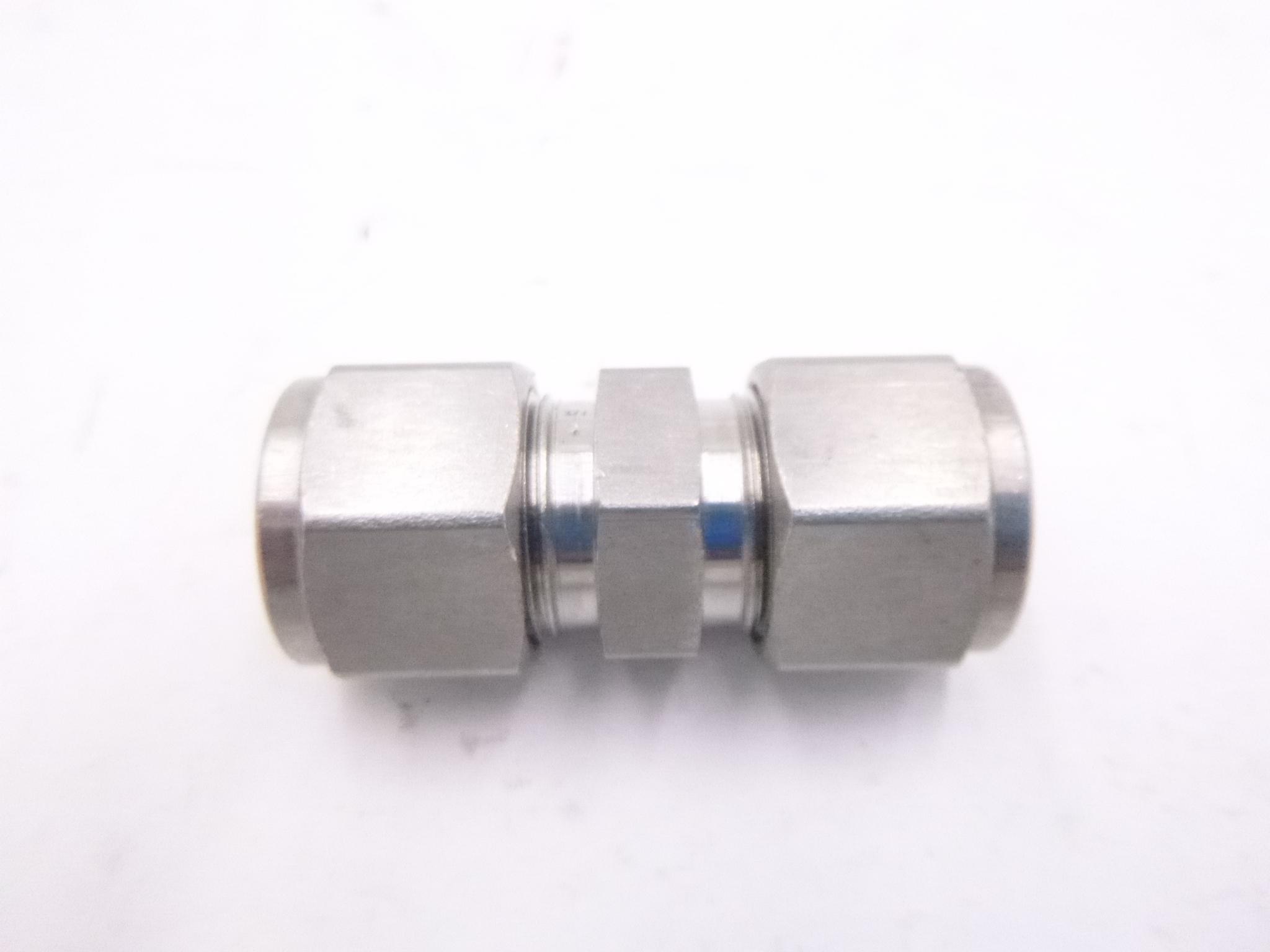 Swagelok SS-810-6 1/2" Stainless Steel Union Tube Fitting - OneClick ...