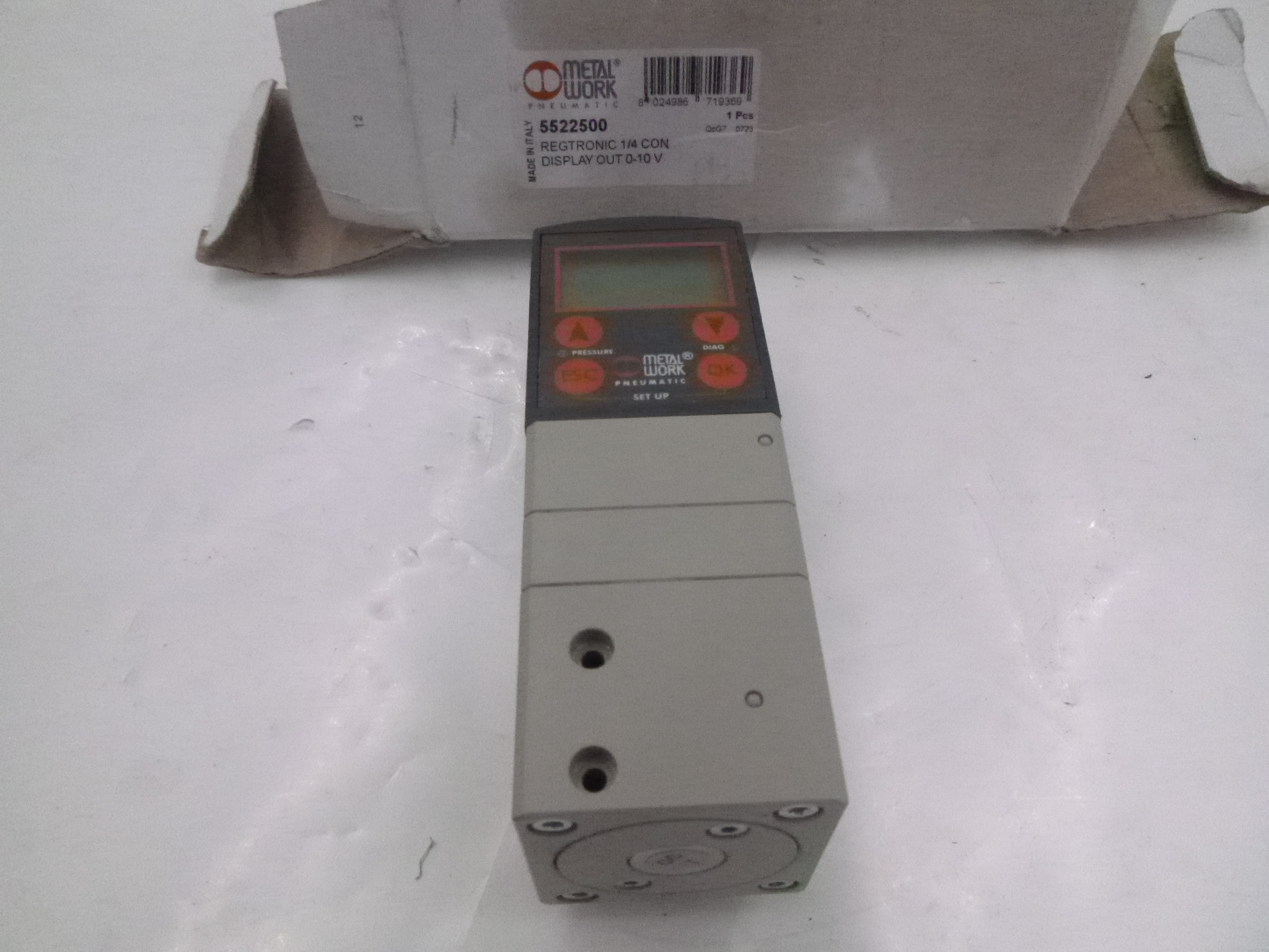 METAL WORK PNEUMATIC Regulator 1/4" Port 1/4" Display 1700 NL/MIN ...