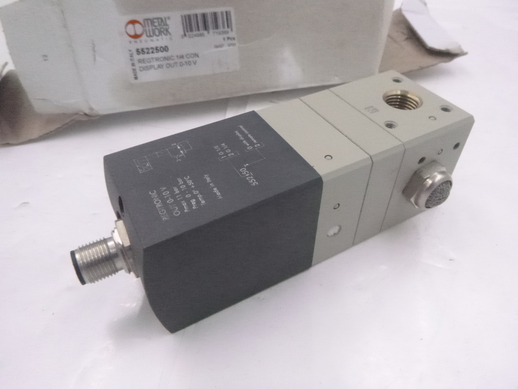 METAL WORK PNEUMATIC Regulator 1/4" Port 1/4" Display 1700 NL/MIN ...